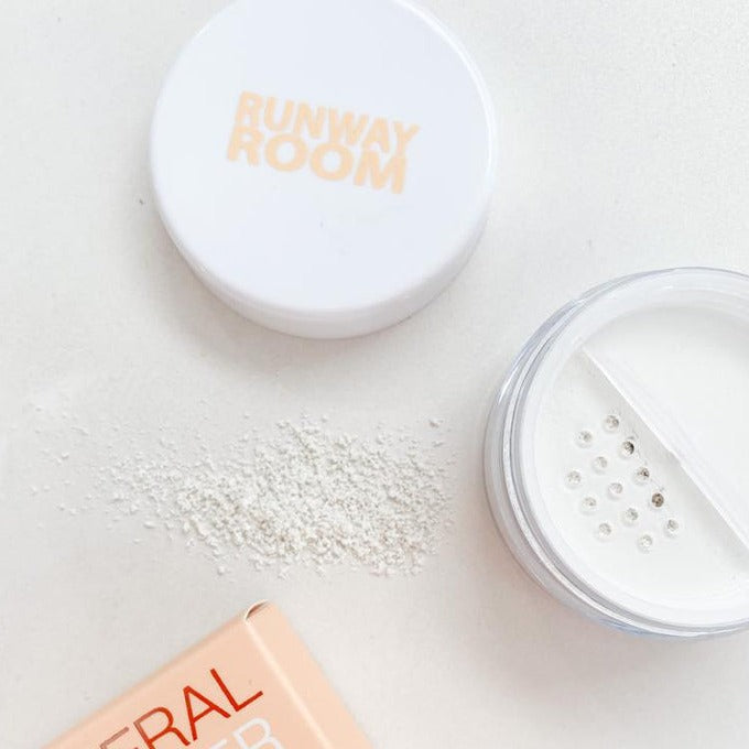 Runway Room Setting Powder – Amanda Ramsay